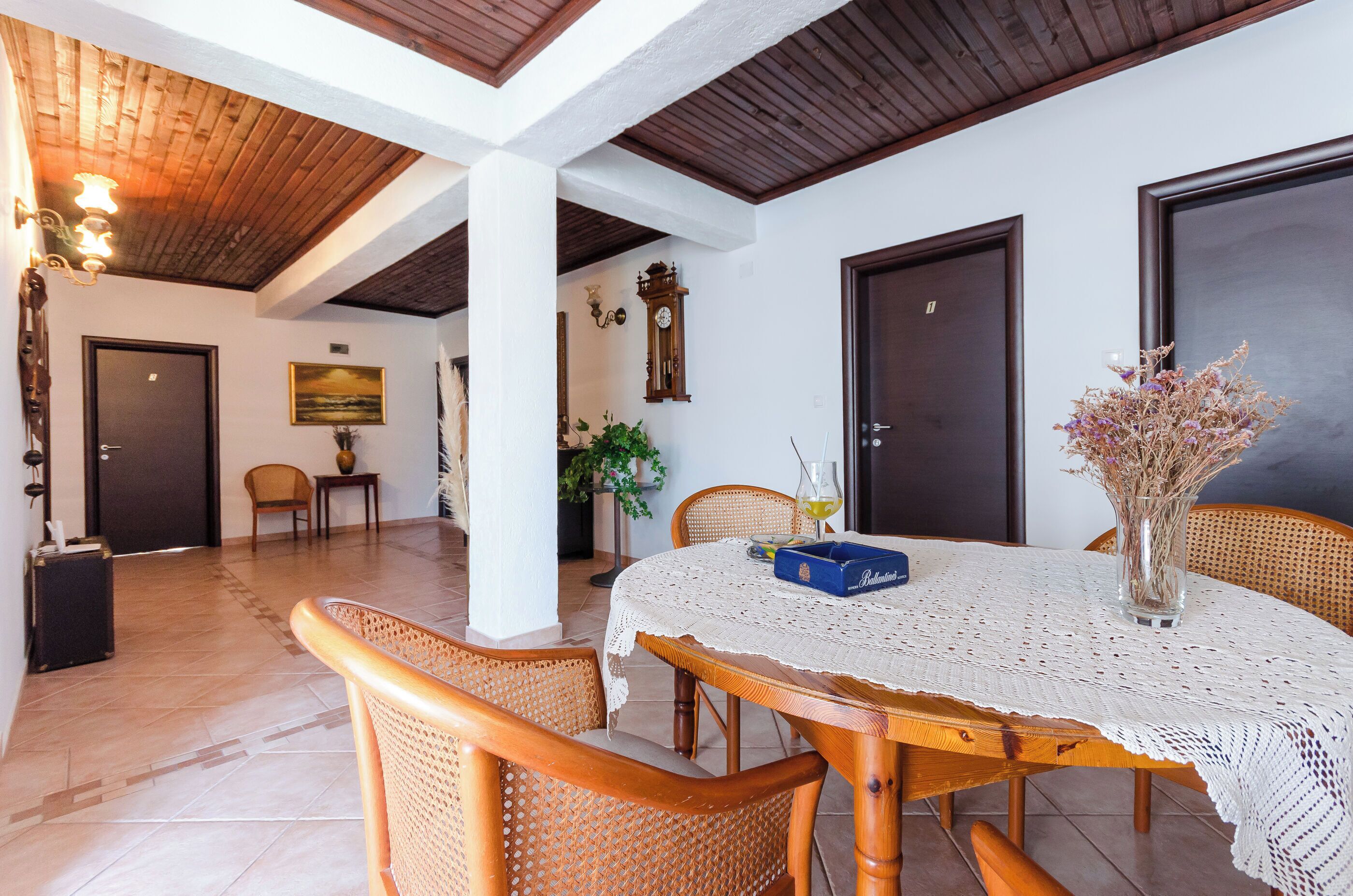 Entrada (vista interior)