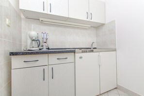 Cozinha privada | Geladeira, cooktop, máquina de café expresso, cafeteira/chaleira