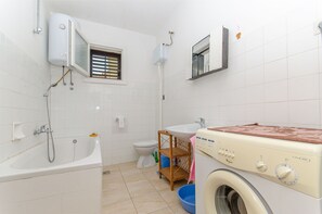 Apartamento (A1) | Banheiro | Chuveiro 