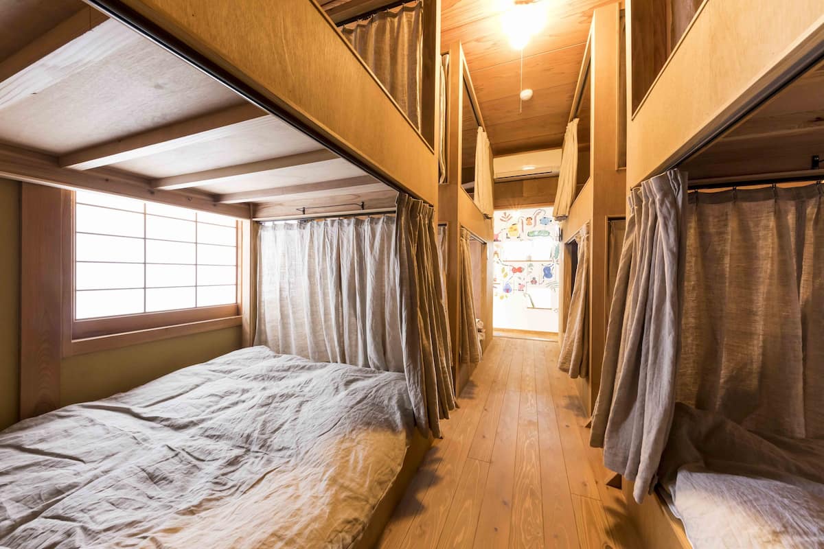 Dormitório Partilhado, em dormitório misto | Wi-fi grátis, roupa de cama fornecida