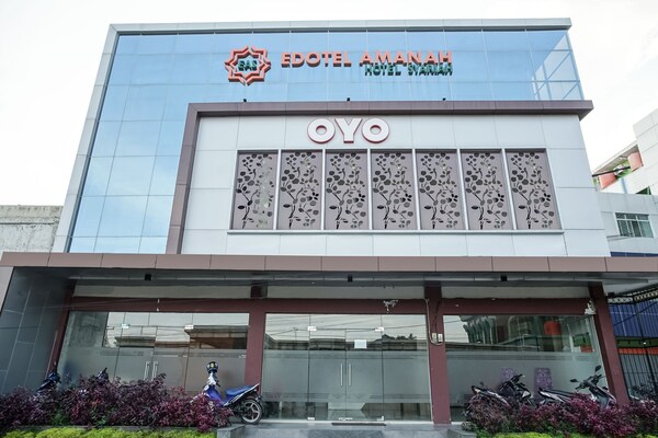 Oyo 889 Edotel Amanah Hotel Syariah By Smk Muhammadiyah 1 - Pekanbaru