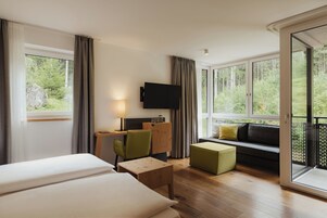 Quarto triplo | 1 quarto, roupas de cama antialérgicas, cofres nos quartos, escrivaninha