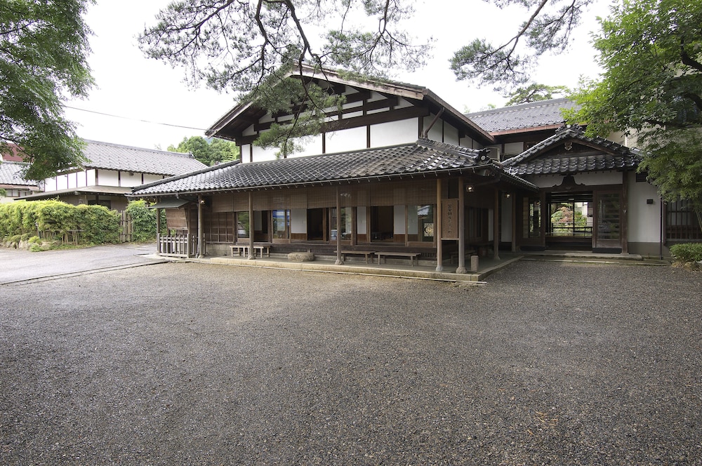 高志の宿 高島屋 -