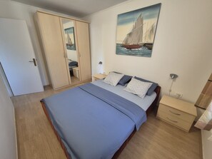 Apartamento (A1) | 1 quarto, Wi-Fi de cortesia, roupa de cama