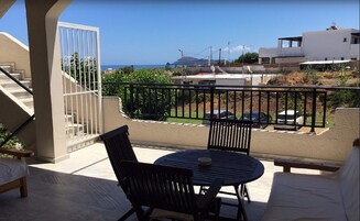 Café da manhã com buffet grátis todos os dias