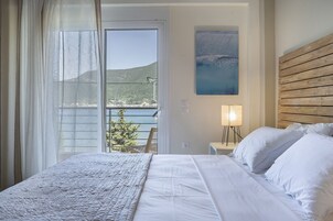 Suite Deluxe, 3 quartos, vista para o mar (Ammos) | Secretária adequada para computadores portáteis, quartos insonorizados 