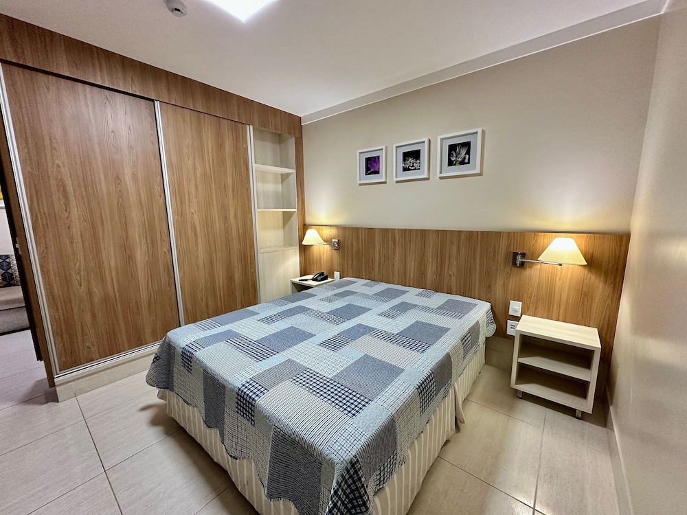 Di Roma Piazza Via Caldas - Caldas Novas