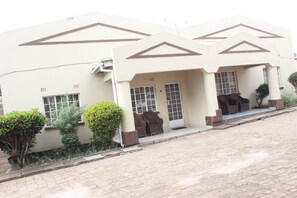 Fachada da propriedade