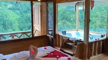 Quarto Duplo Lua de Mel, 1 cama king-size, vista para o rio | Lençóis de algodão egípcio, roupa de alta qualidade