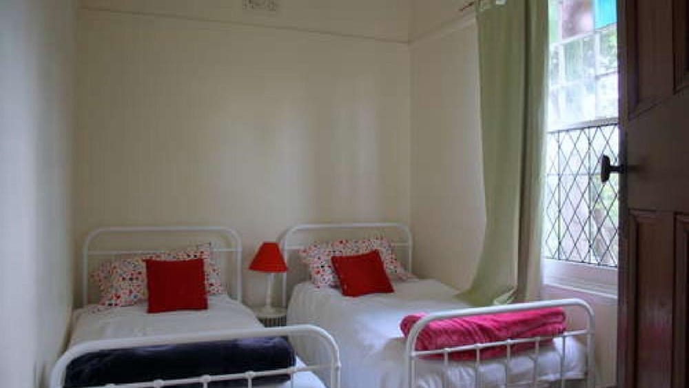 Dalgleish Character Mountain Cottage - Katoomba