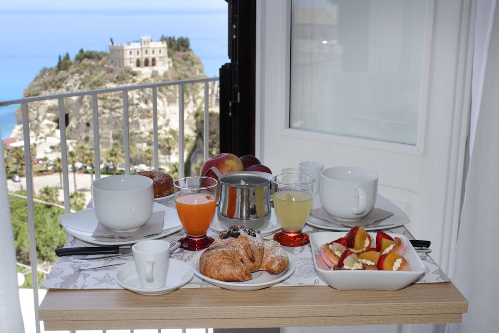 B&b Island Tropea Vista Mare - Tropea