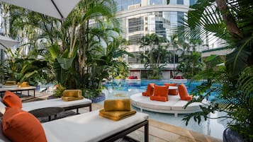 Piscina interior