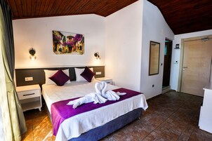 Quarto Deluxe | Quartos insonorizados, roupa de cama fornecida 