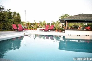 Piscina externa