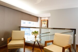 TV de tela plana -2 polegadas com canais a cabo, TV