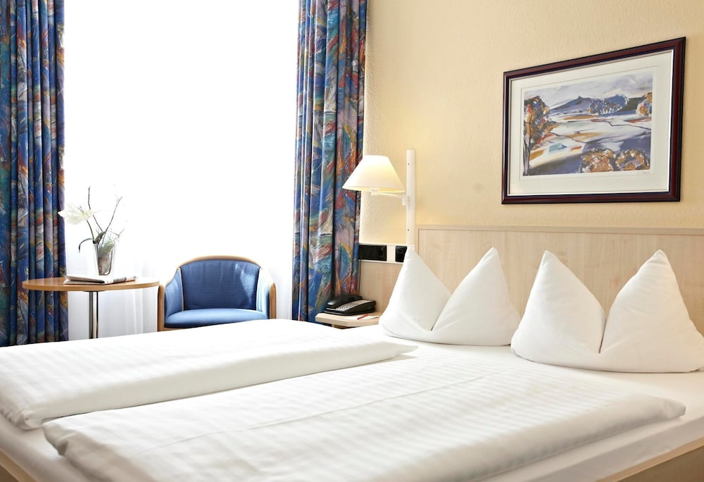 Double Room - Intercity Hotel Erfurt - Erfurt