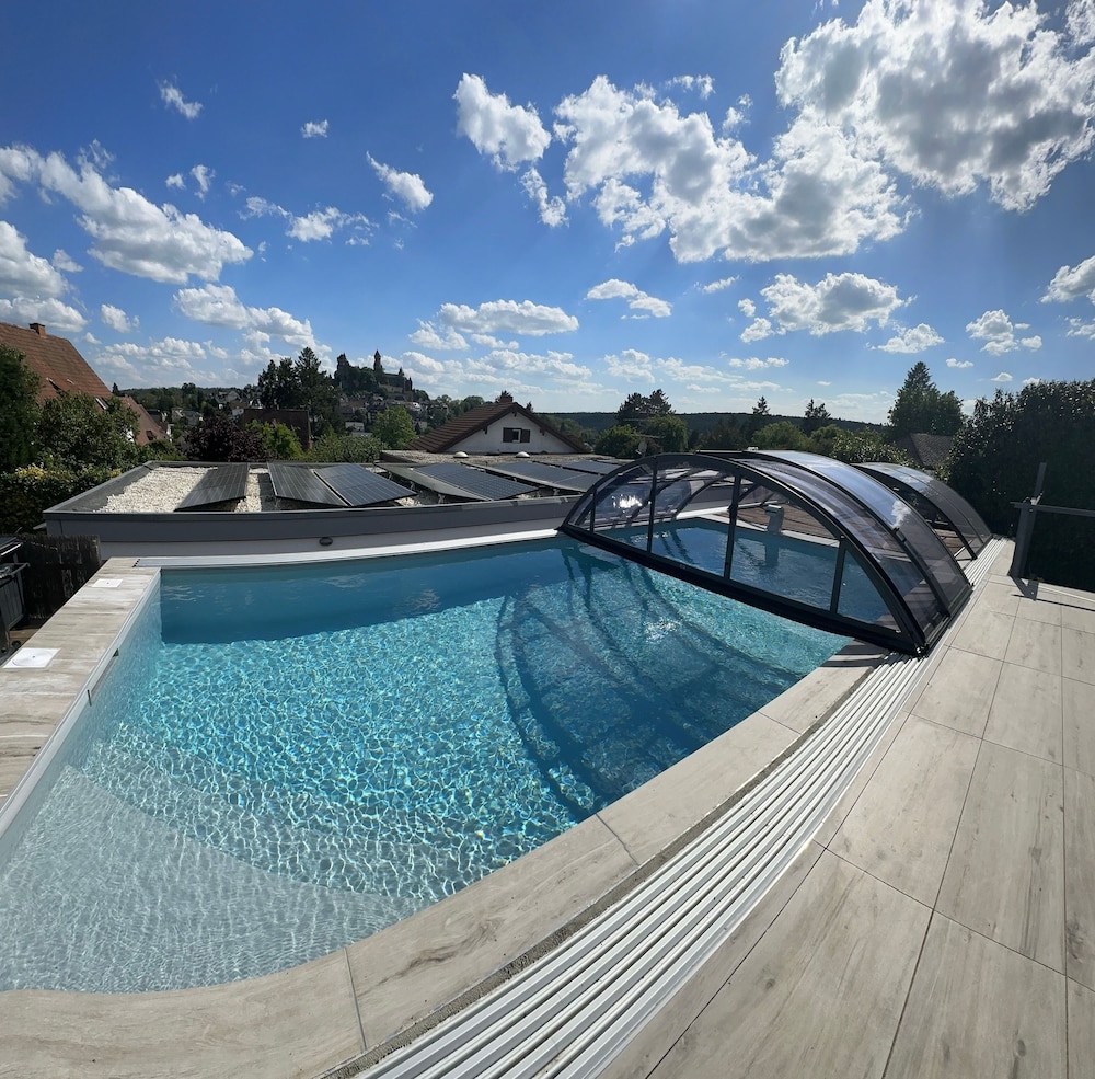 4 **** Ferienwohnung Schlossblick Sauna Pool Jakuzzi Privat - 4-sterne - Braunfels