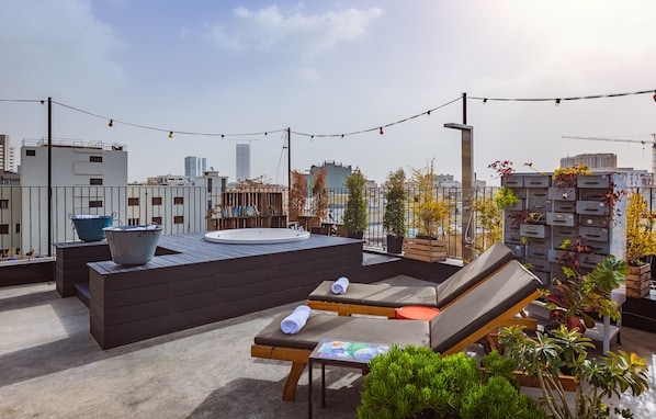 Banheira de hidromassagem exterior