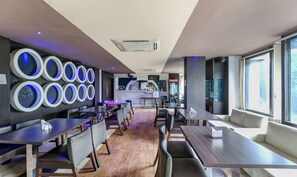 Pequenos-almoços e almoços servidos