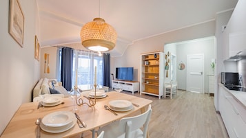 Apartamento (54, Orla Bialego 1) | Sala de estar | TV de ecrã plano 