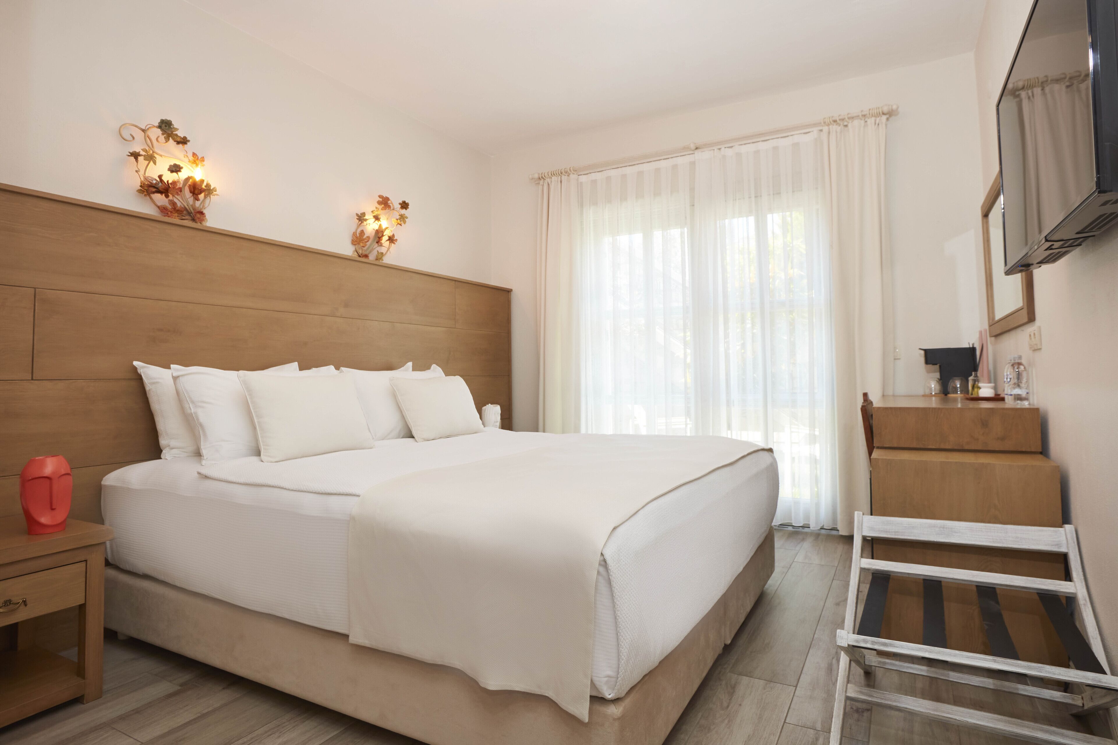 Quarto Duplo Deluxe | Lençóis de algodão egípcio, roupa de alta qualidade, edredões de penas 