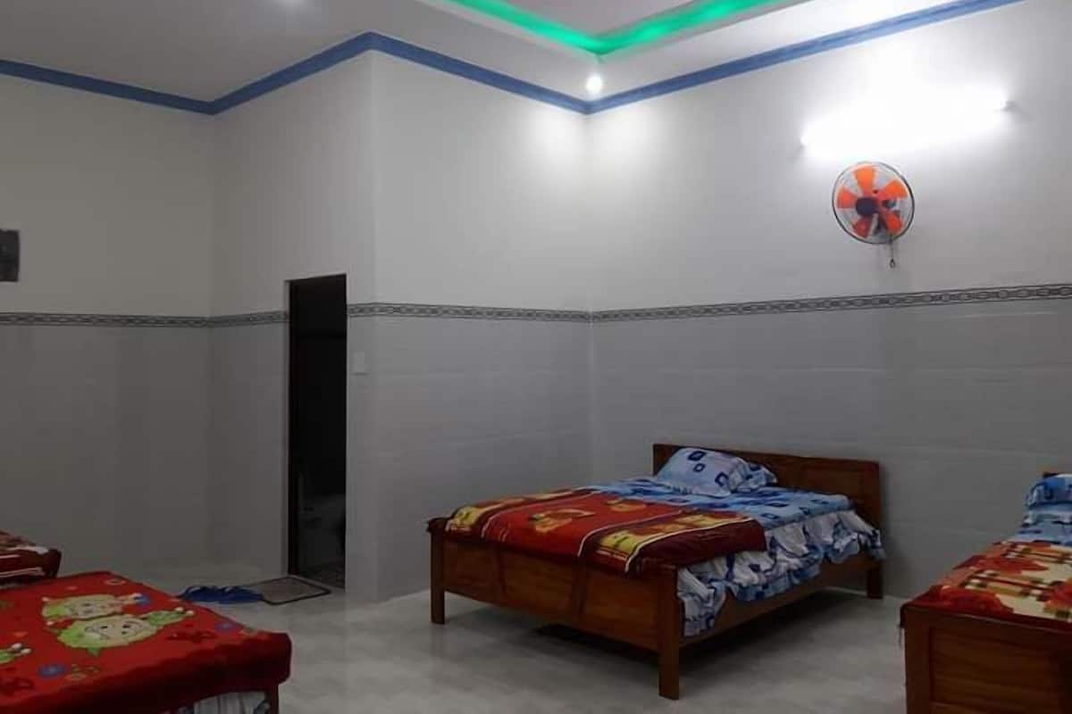 Dormitório compartilhado | Quartos à prova de som, ferros/tábuas de passar roupa, roupa de cama