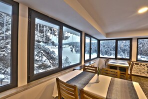 Café da manhã, almoço e jantar; culinária turca