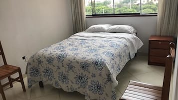 Quarto Duplo Deluxe | Cortinas/cortinados opacos, Wi-fi grátis