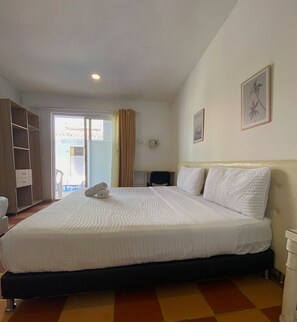 Quarto Deluxe | Camas de colchão Tempur-Pedic, cofre no quarto