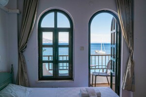 Cortinas/cortinados opacos, quartos insonorizados