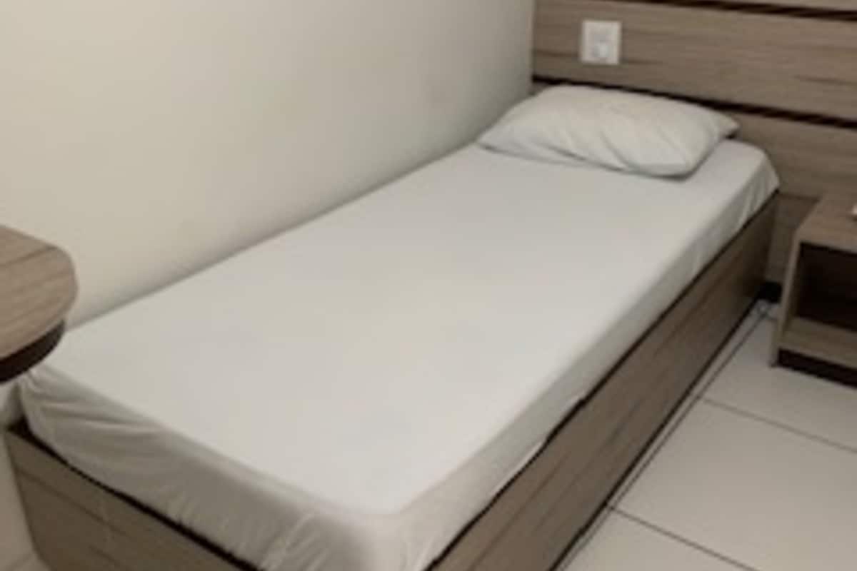 Quarto Individual | 1 quarto, Wi-fi grátis, roupa de cama fornecida