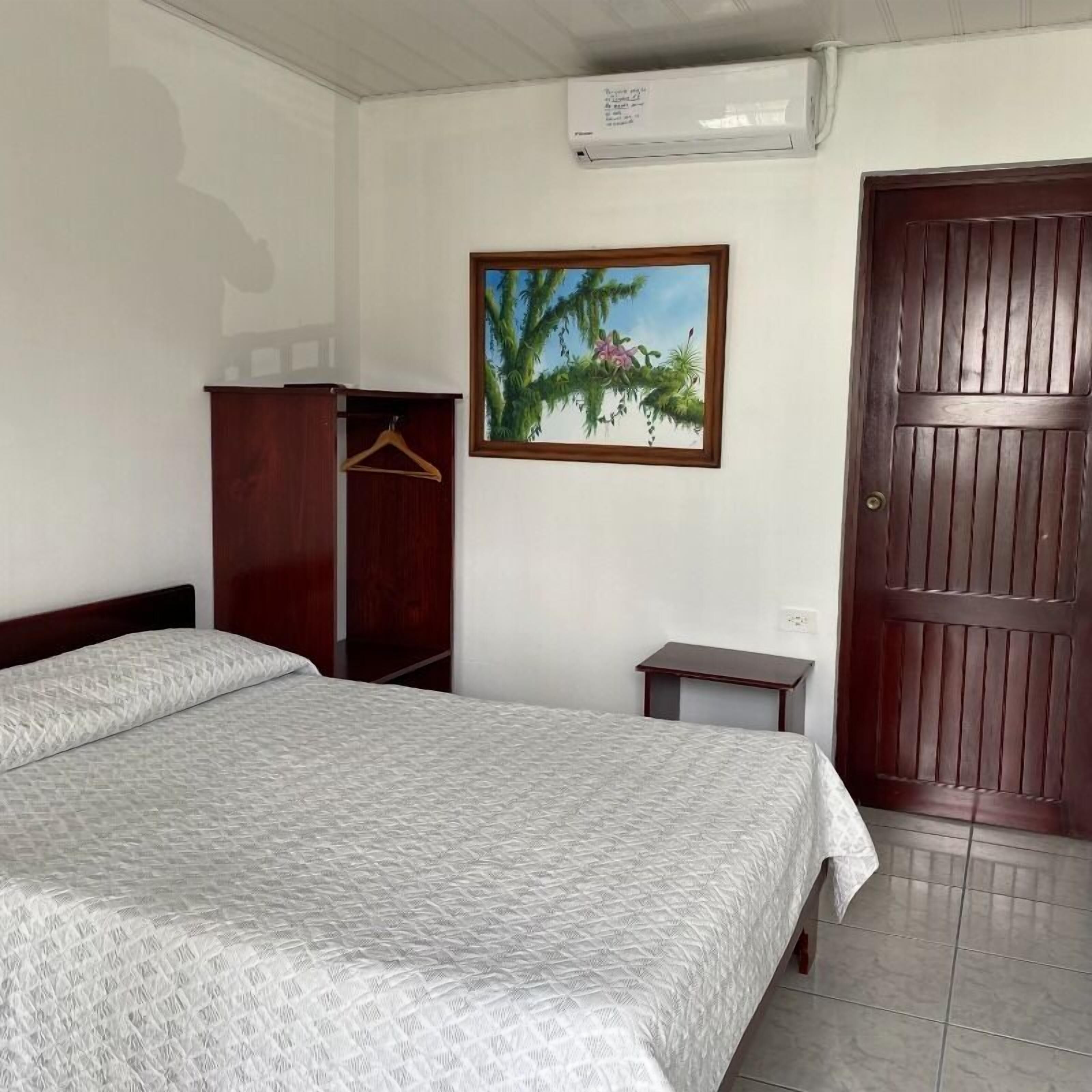 Wi-fi grátis, roupa de cama fornecida 