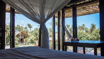 1 quarto, frigobar (abastecido com itens grátis), cofres nos quartos
