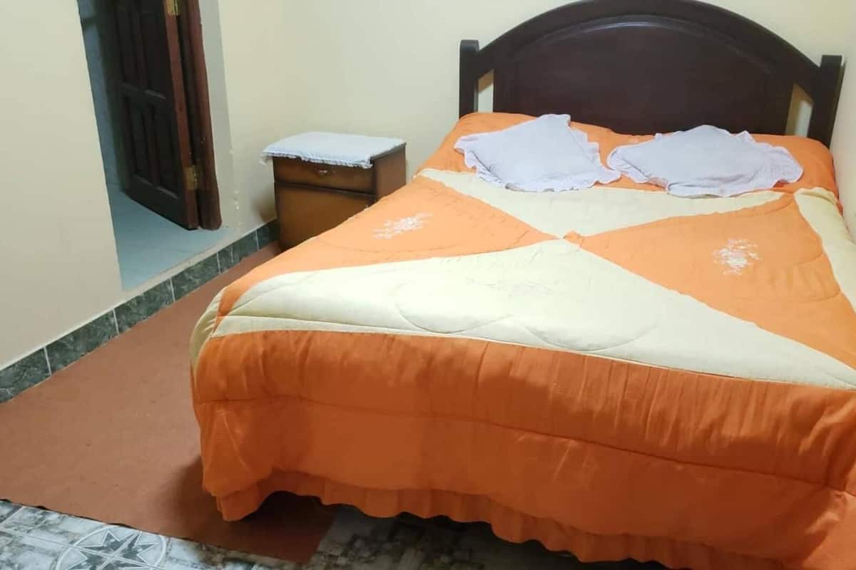 Quarto Duplo, casa de banho anexa | Cortinas/cortinados opacos, quartos insonorizados, Wi-fi grátis