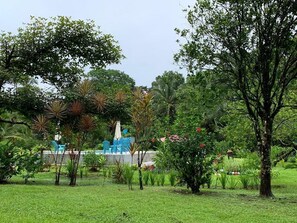 Piscina exterior, da(s) 10:00 à(s) 18:00, toldos gratuitos
