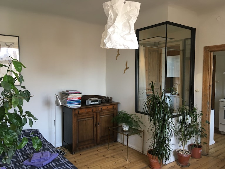 Sunrise Apartment In The Quiet Center - Ryga