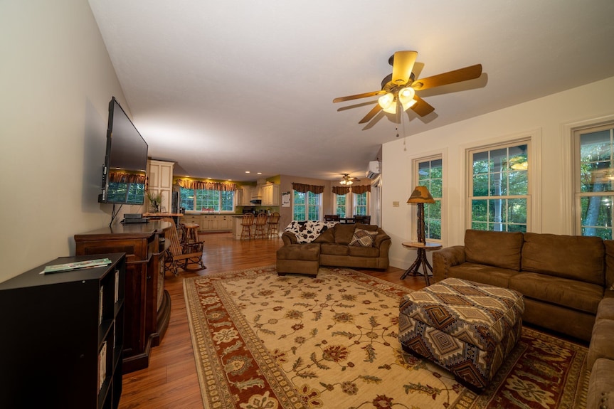 Beautiful Mountain Getaway Near Penn State University! - Bald Eagle State Park, Howard