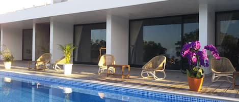 Fachada da propriedade