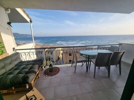 Apartamento, 1 quarto, vista para o mar | Terraço/pátio interior