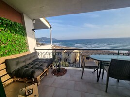 Apartamento, 1 quarto, vista para o mar | Terraço/pátio interior