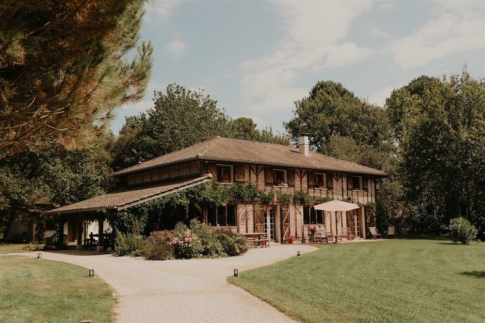 Le Domaine De Petiosse - Lit-et-Mixe