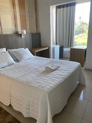 Wi-fi grátis, roupa de cama fornecida