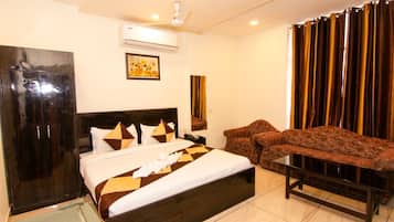 Quarto superluxo | Frigobar, quartos à prova de som, Wi-Fi de cortesia