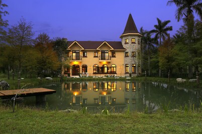 Yun Shan Shui Villa Home