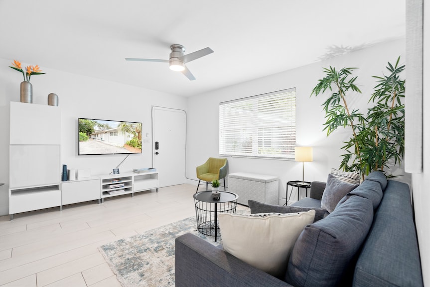 Apartamento A Estrenar En Miami Cerca De La Universidad De Miami, Tiendas, Coconut Grove, Coral Gables. - Kendall, FL