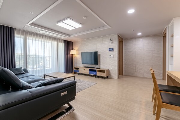 Residence Hotel Eden Stay - Geoje-si