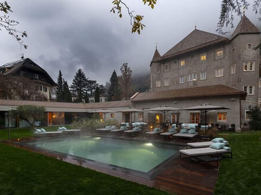 Piscina exterior, da(s) 7:30 à(s) 19:30, toldos gratuitos, guarda-sóis