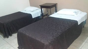 Wi-fi grátis, roupa de cama fornecida