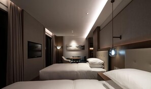 Quarto superior, 2 camas de solteiro, para não fumantes | Roupas de cama premium, cofres nos quartos, cortinas blackout