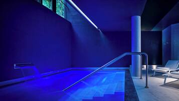 Piscina interna